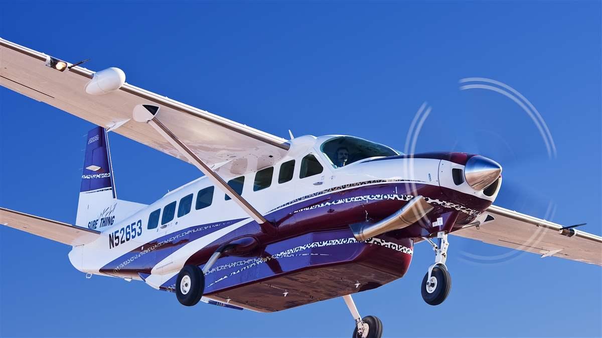 Cessna 208B Grand Caravan EX - AOPA