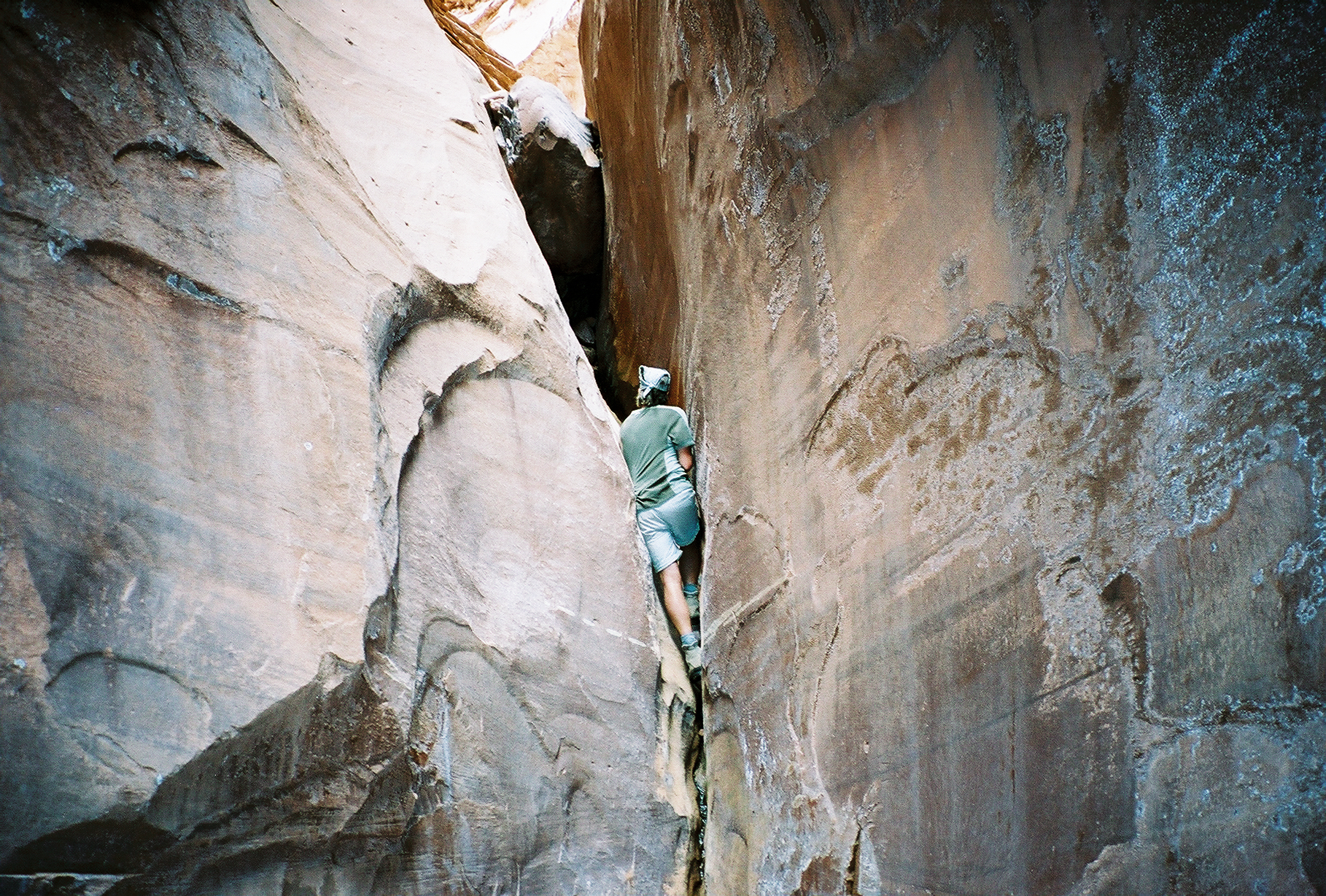 Hike, climb remote Robber's Roost - AOPA