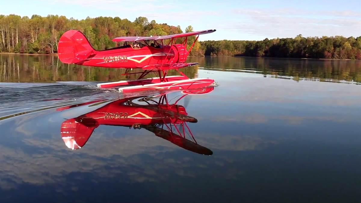 Waco amphibious biplane 'a mind bender' - AOPA