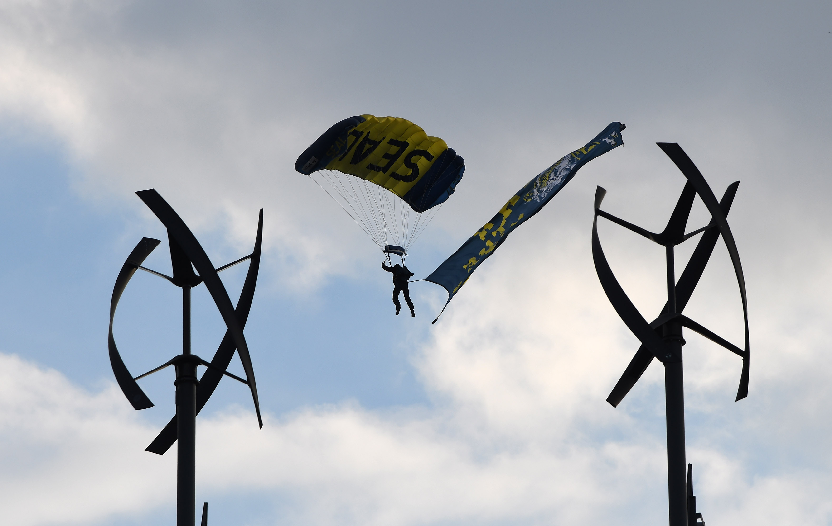 GA pilots fly veterans to Army-Navy game - AOPA