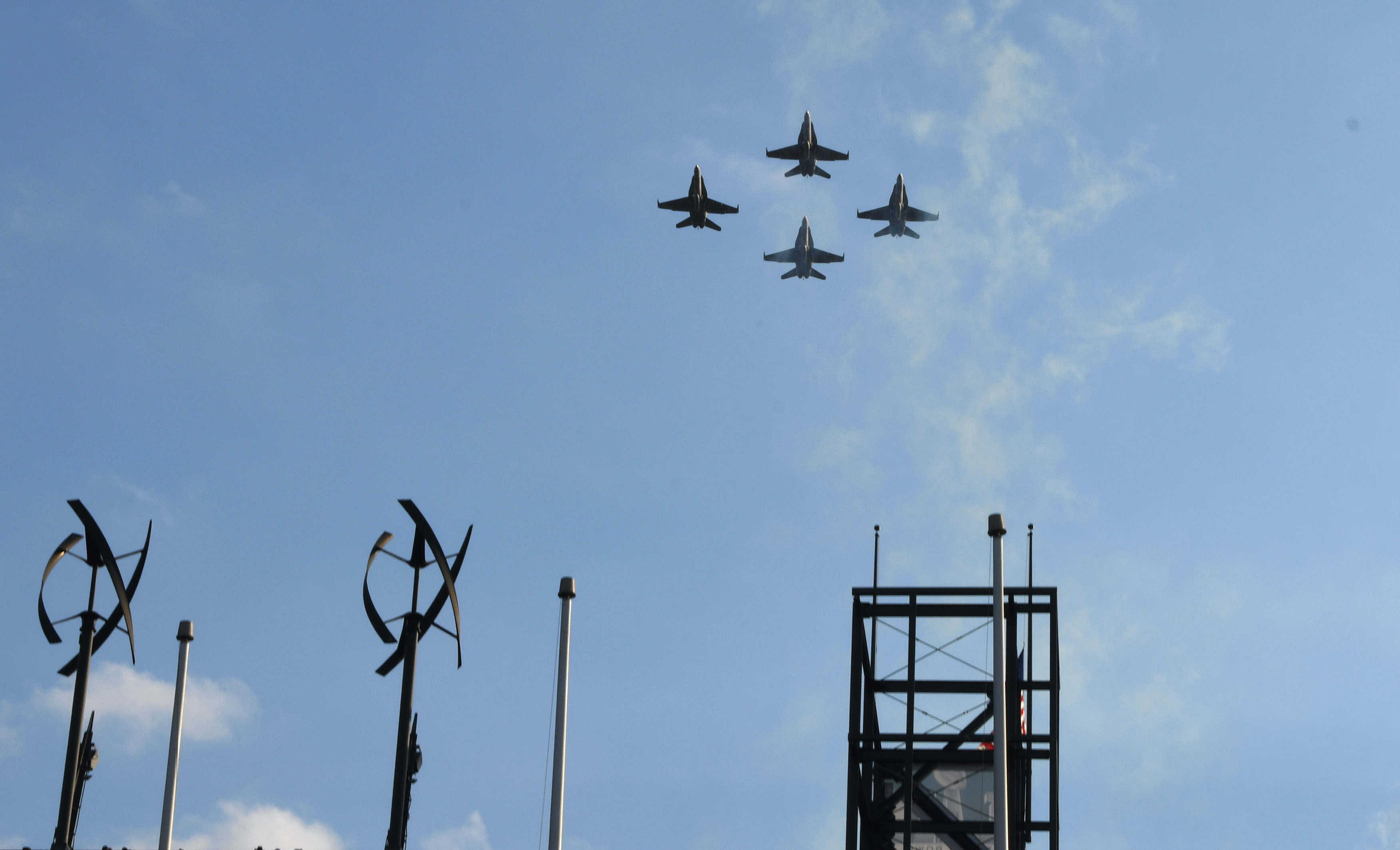 GA pilots fly veterans to Army-Navy game - AOPA