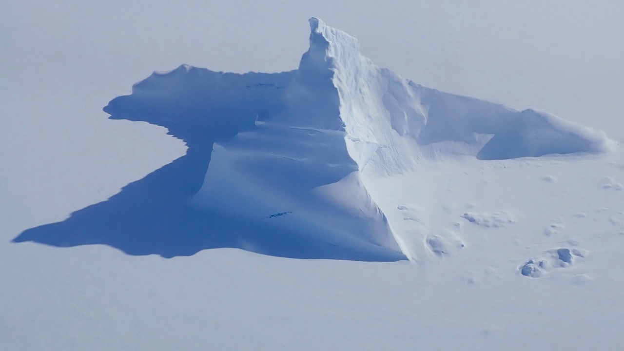 The aircraft of Operation IceBridge - AOPA
