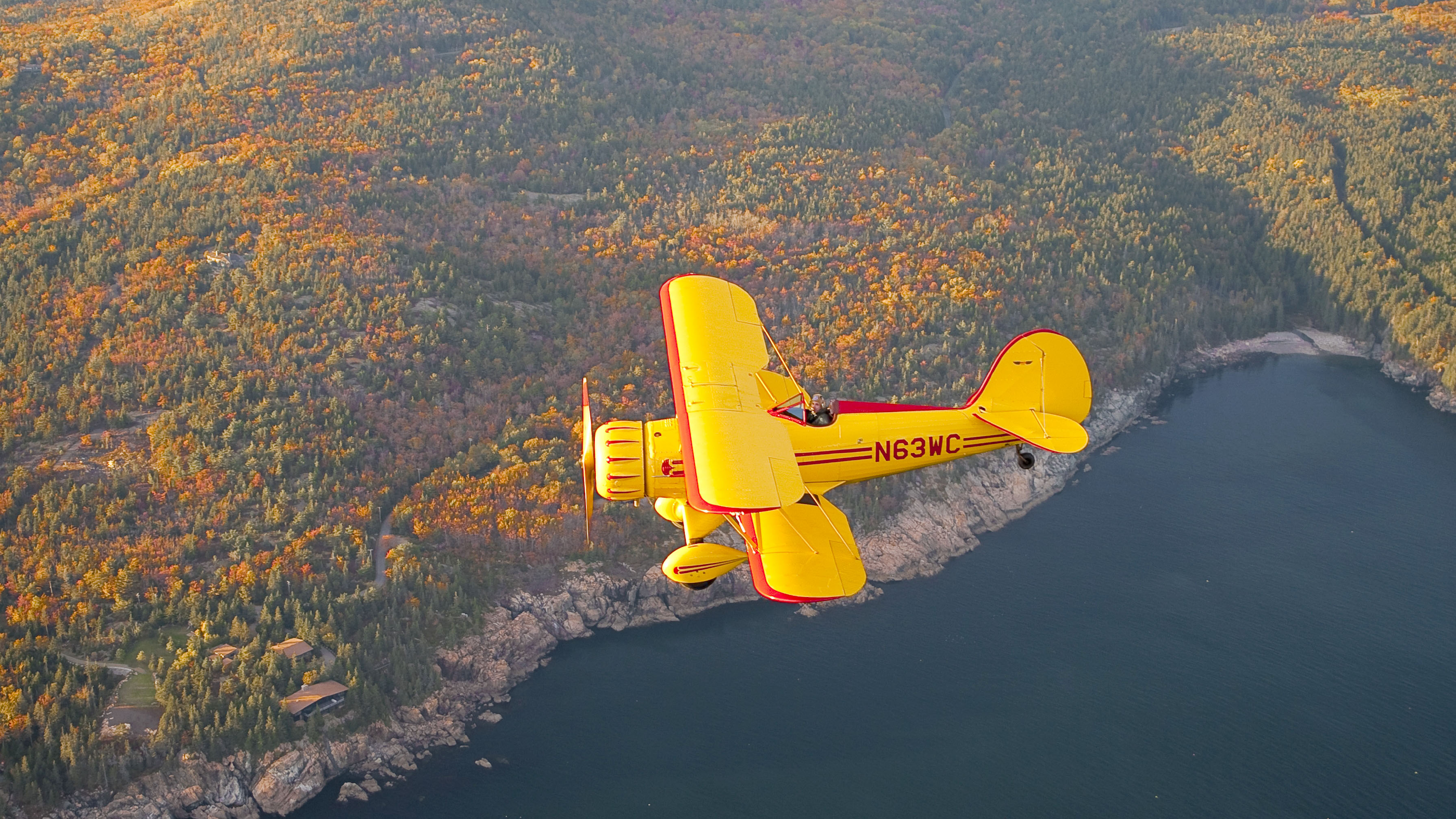 Flying to find fall foliage - AOPA