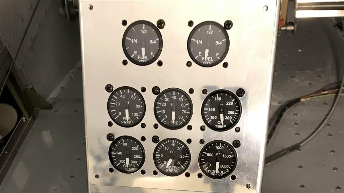 Aircraft Maintenance: Fuel and oil in the cockpit - AOPA