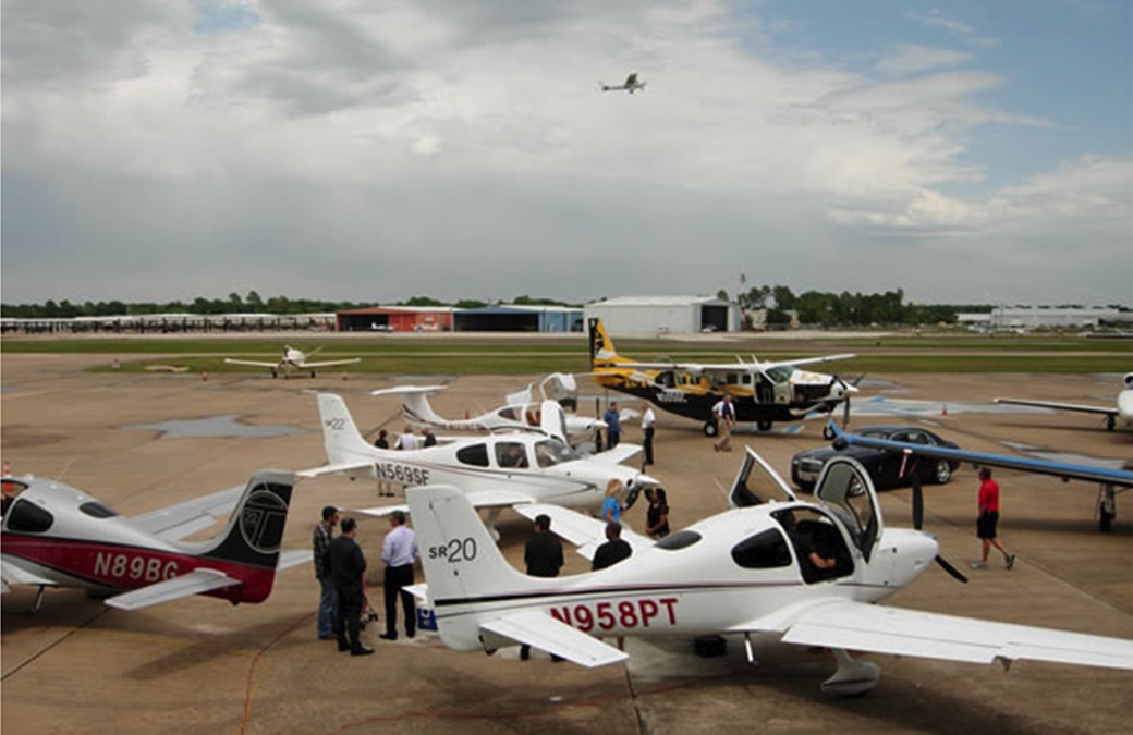 Texas airport celebrates 1960s with $10 an hour IFR training - AOPA Texas airport celebrates 1960s with $10 an hour IFR training - AOPA