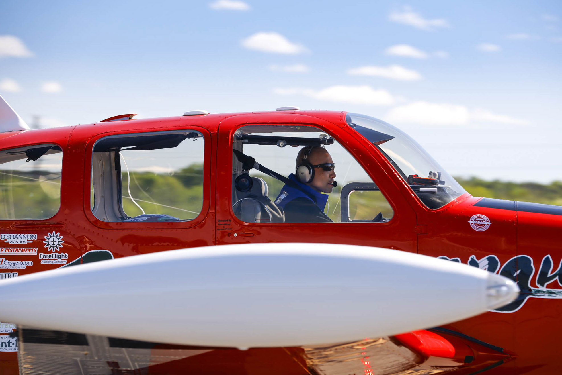 Bonanza V35 pilots take off on ambitious journeys - AOPA