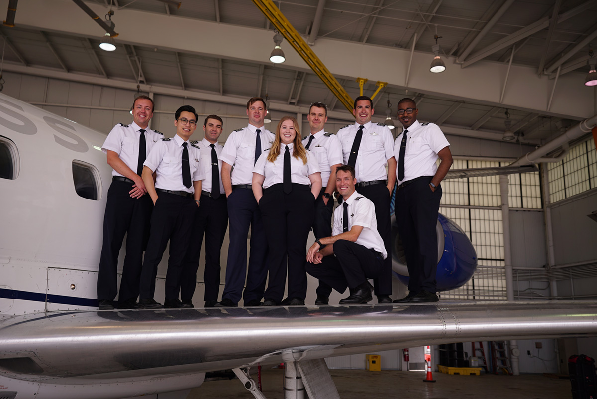 CommuteAir raises pilot pay - AOPA