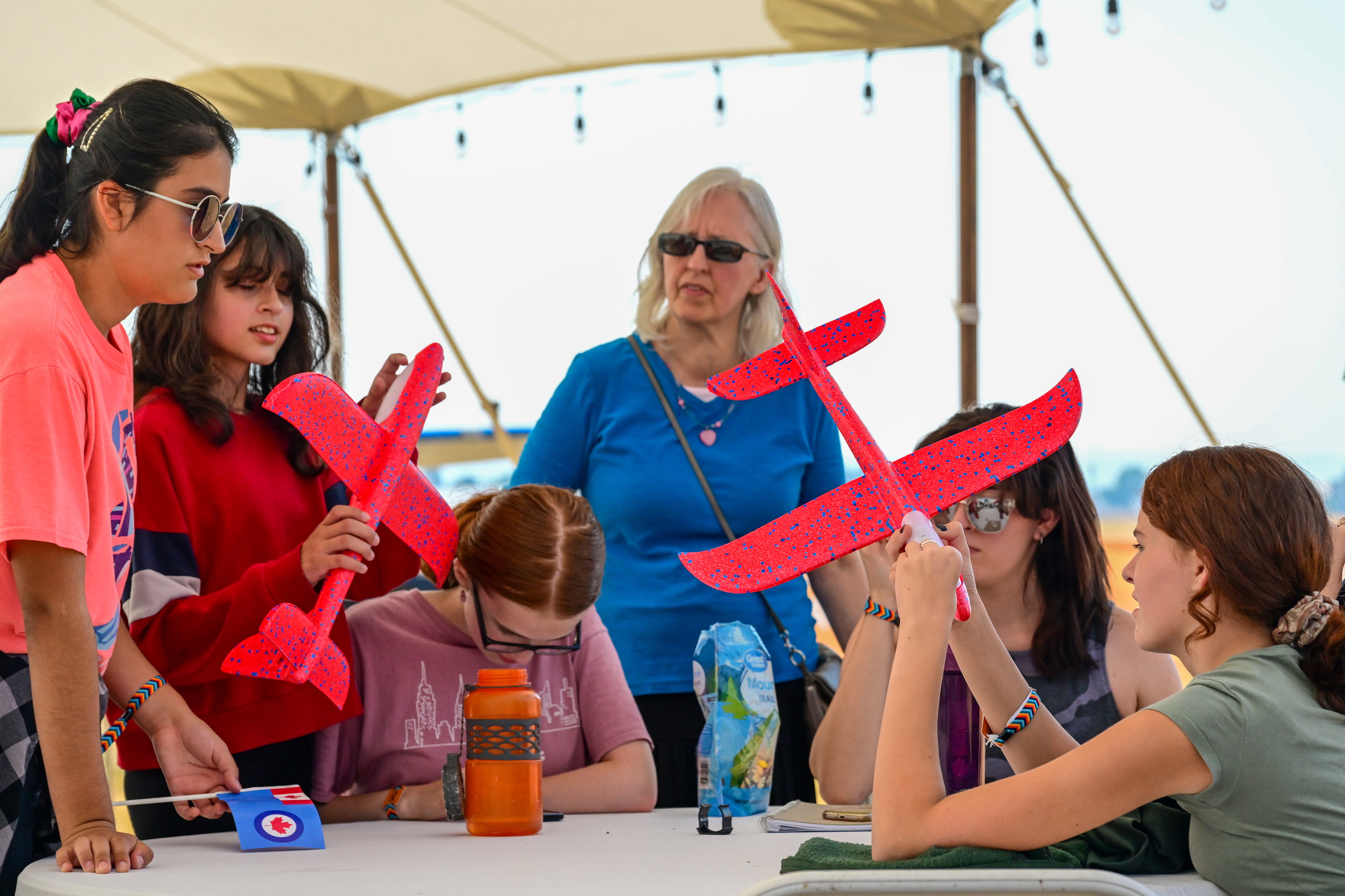 Bringing aviators back together - AOPA