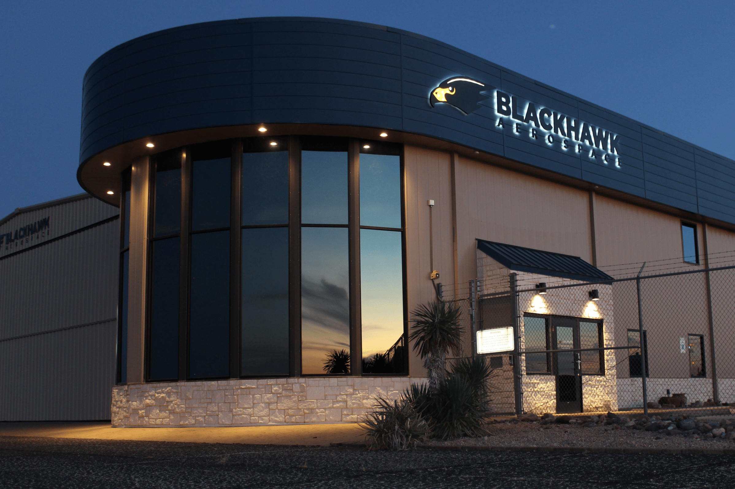 Blackhawk Aerospace sold to New State Aviation - AOPA