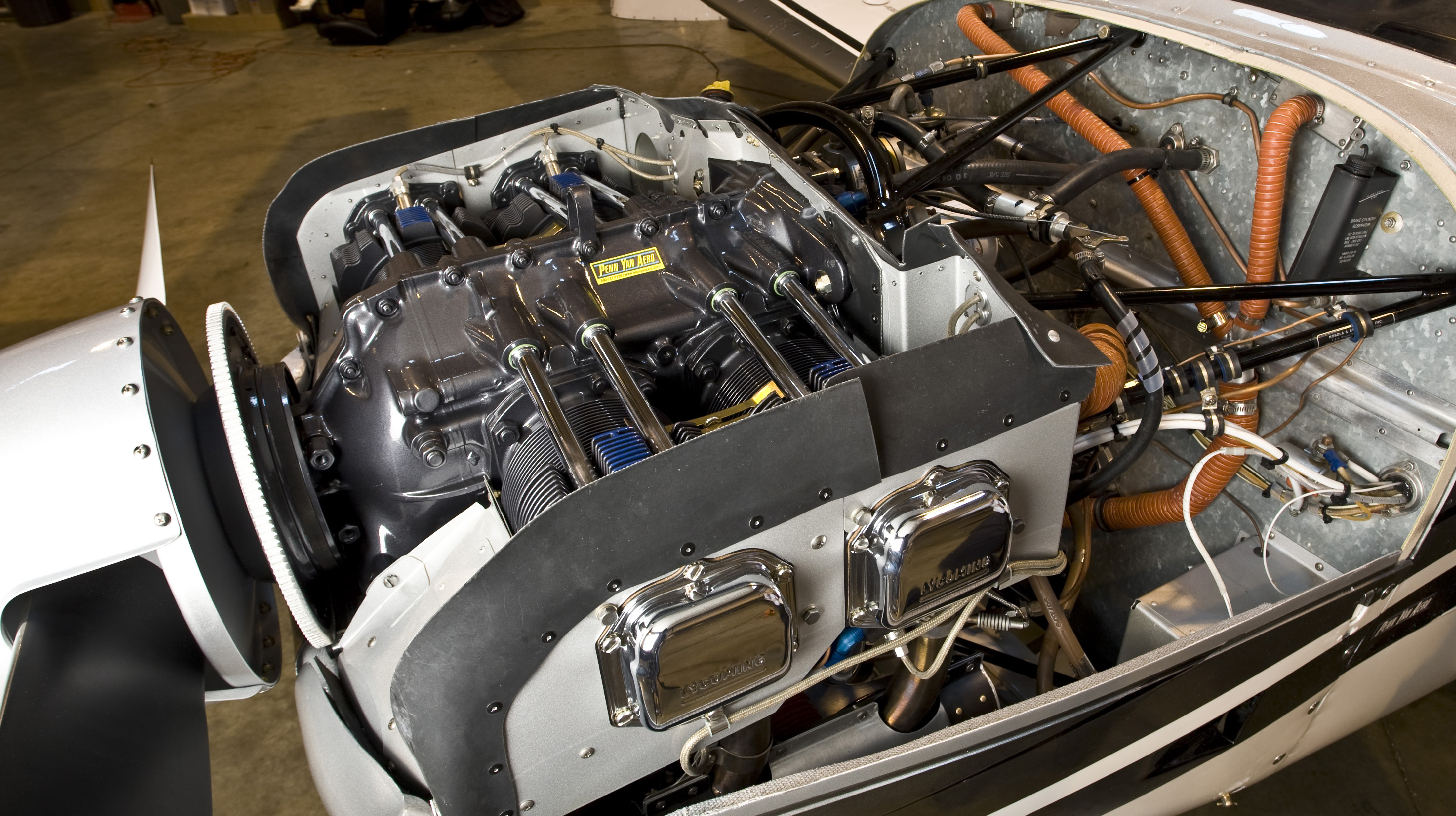 Aircraft Maintenance: Healthy hoses - AOPA