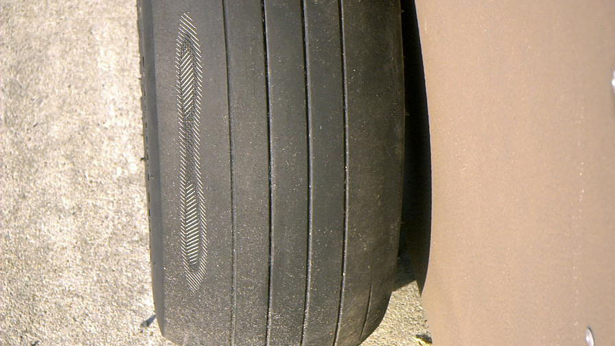 Aircraft Maintenance: Busting aircraft tire myths - AOPA