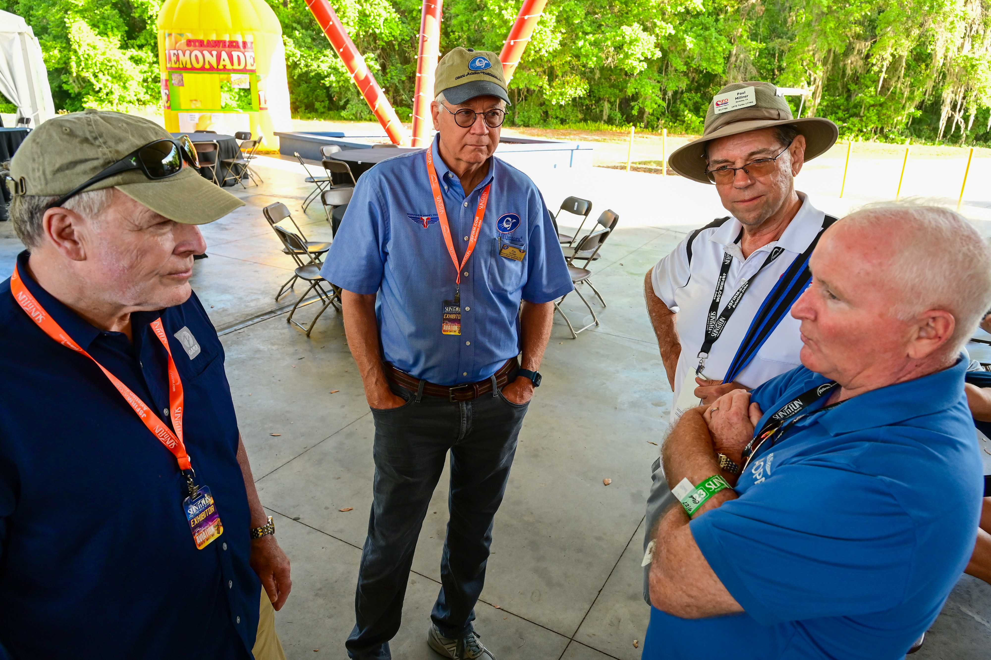 Baker provides advocacy update - AOPA