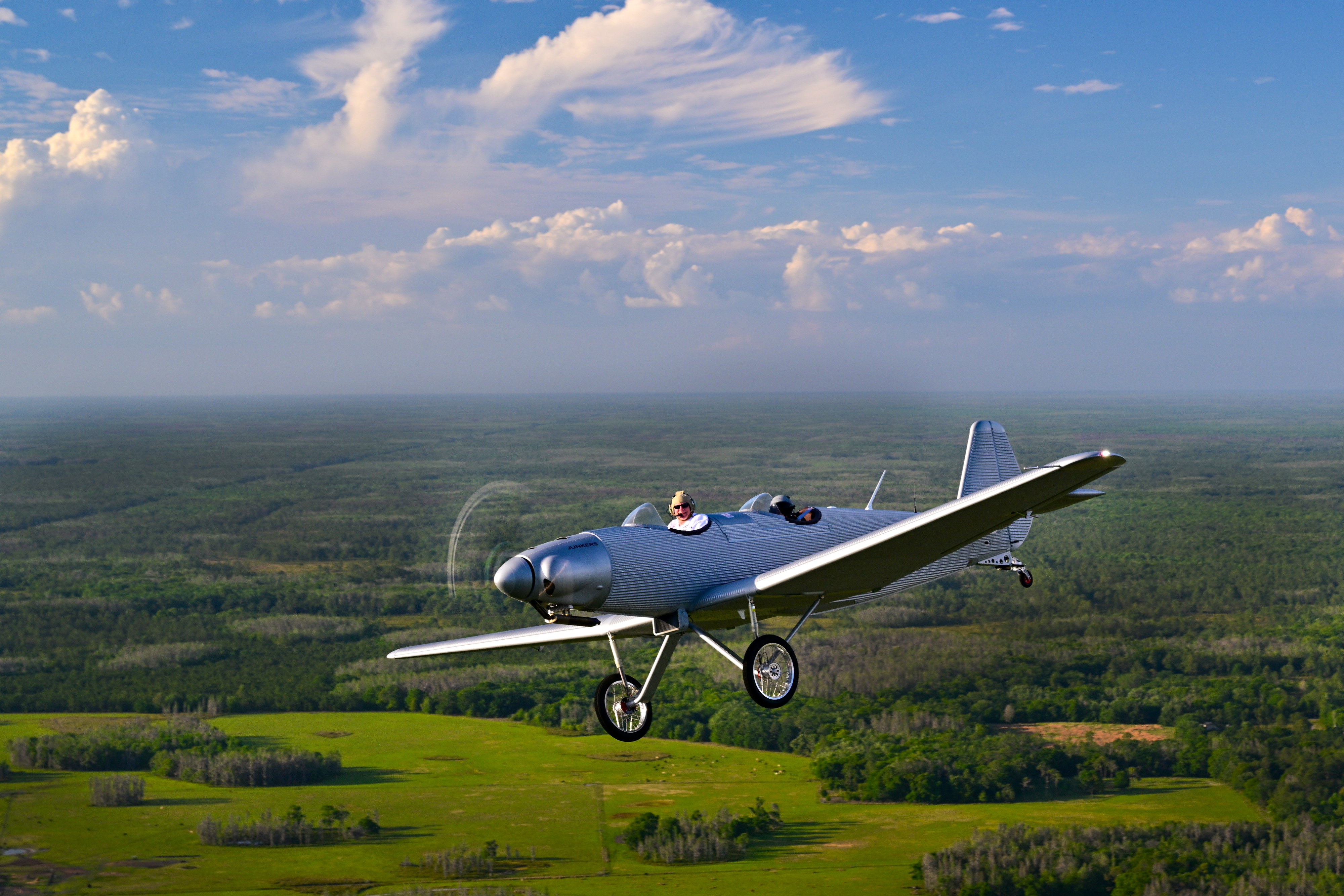 Junkers retro reboot makes US debut - AOPA