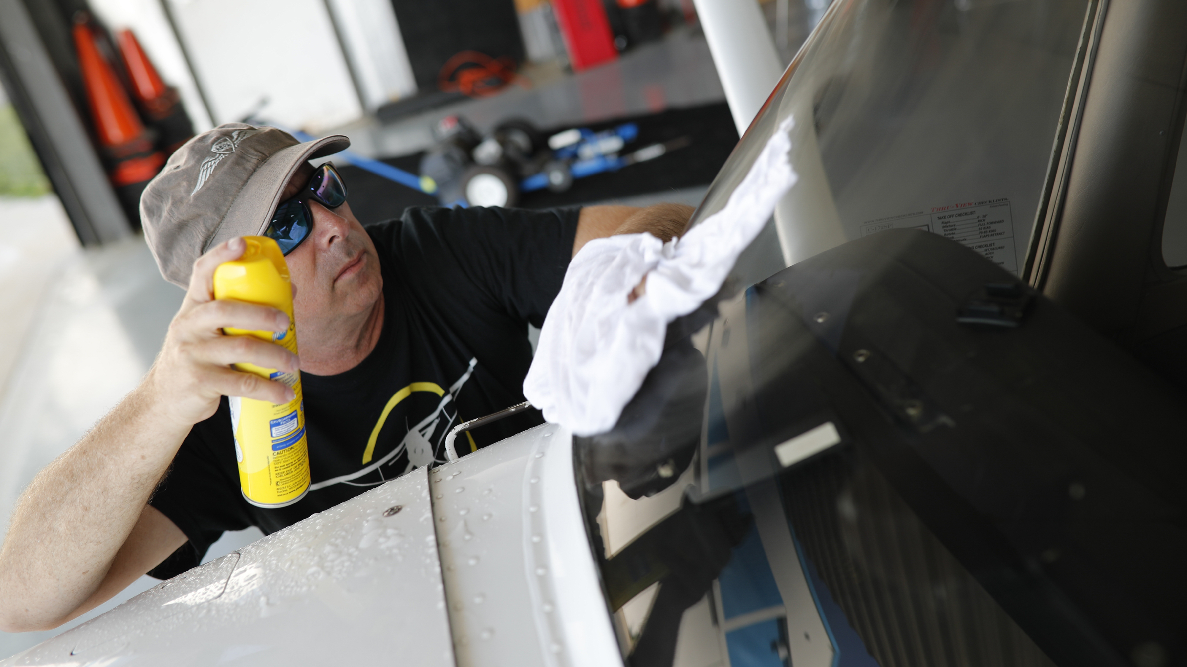 Training and Safety Tip: Be clear on how to clean that windscreen - AOPA