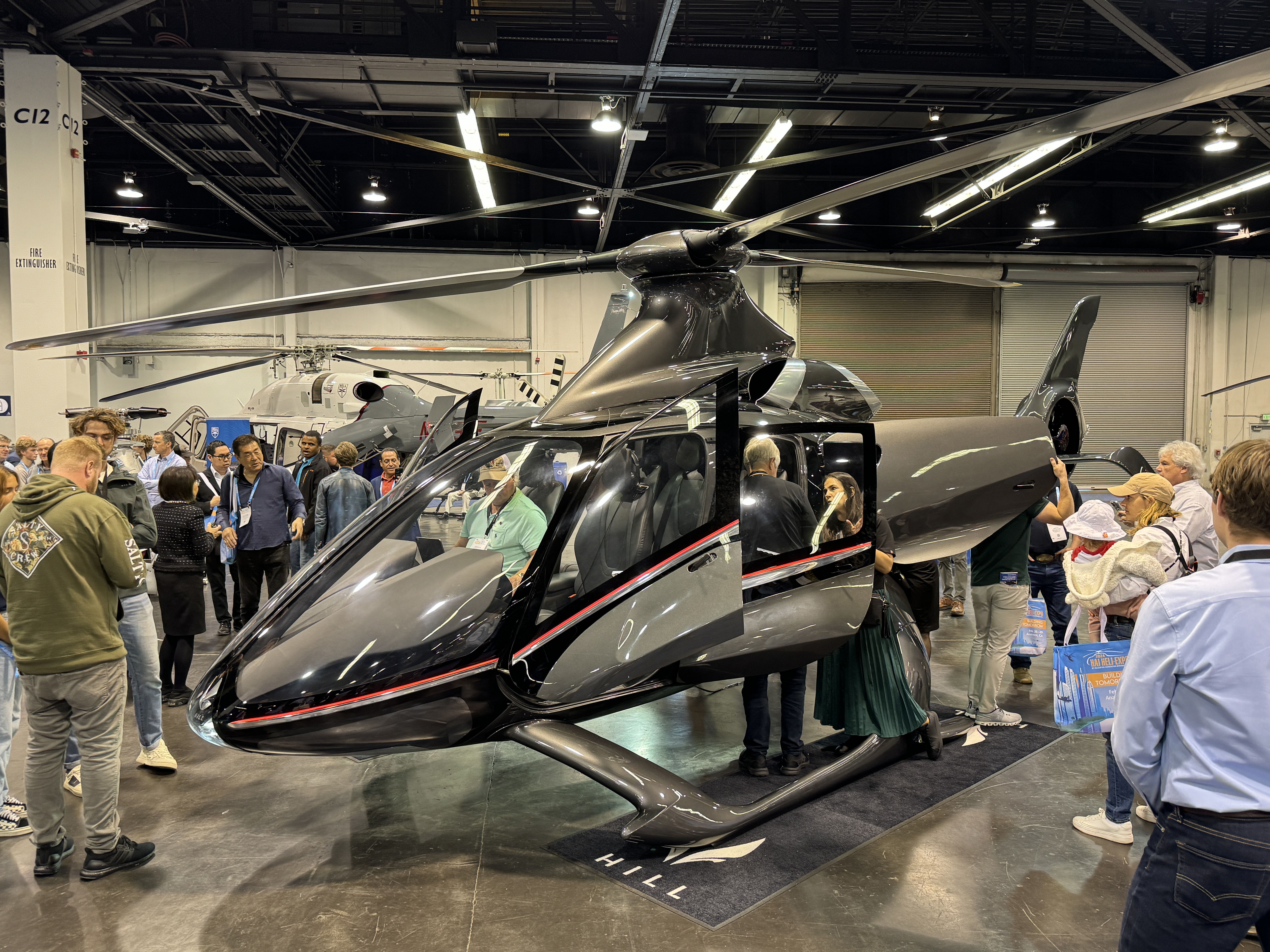 Heli Expo showcases new turbine helicopter training tech - AOPA