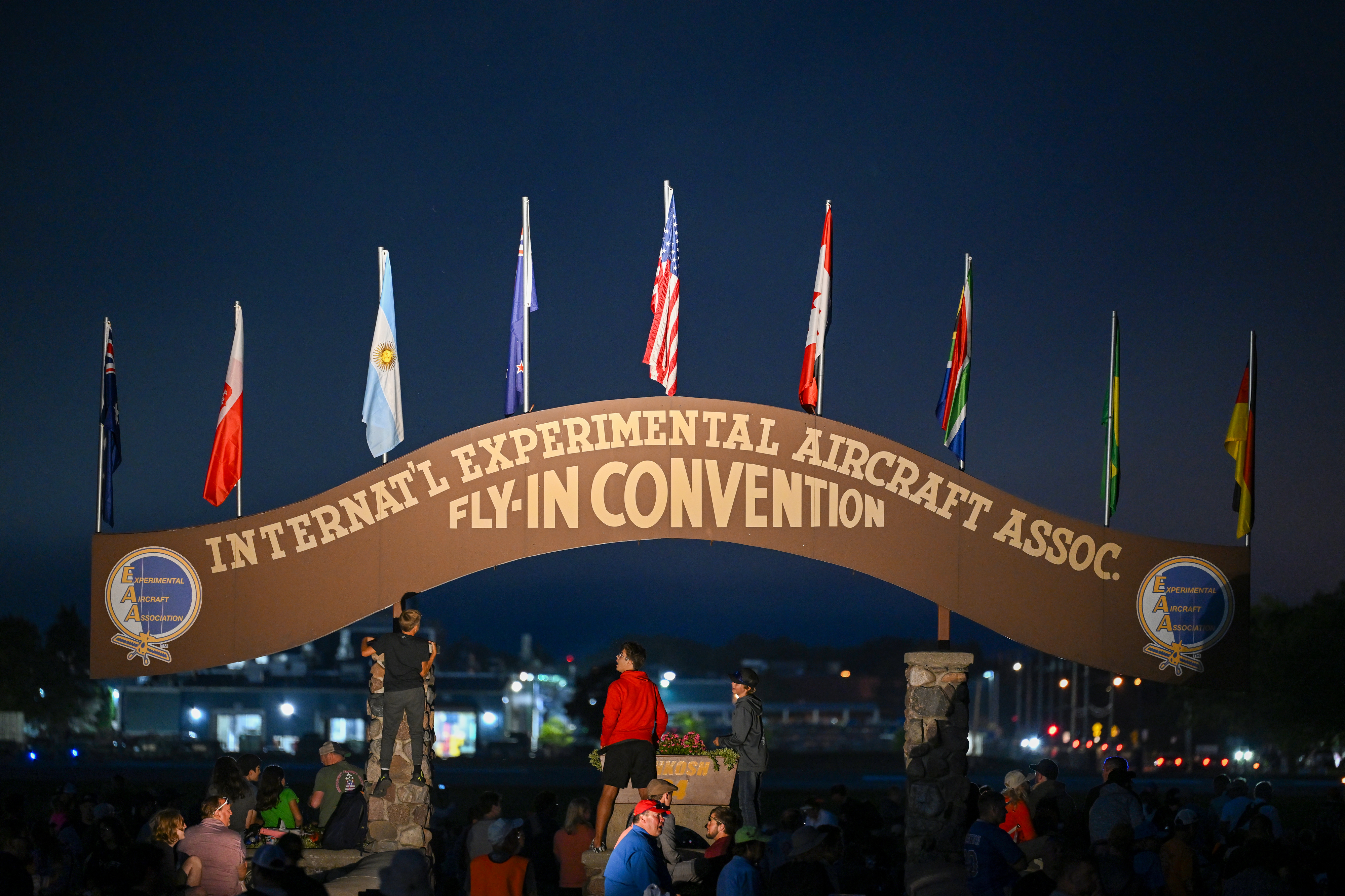 Visual highlights of EAA AirVenture - AOPA
