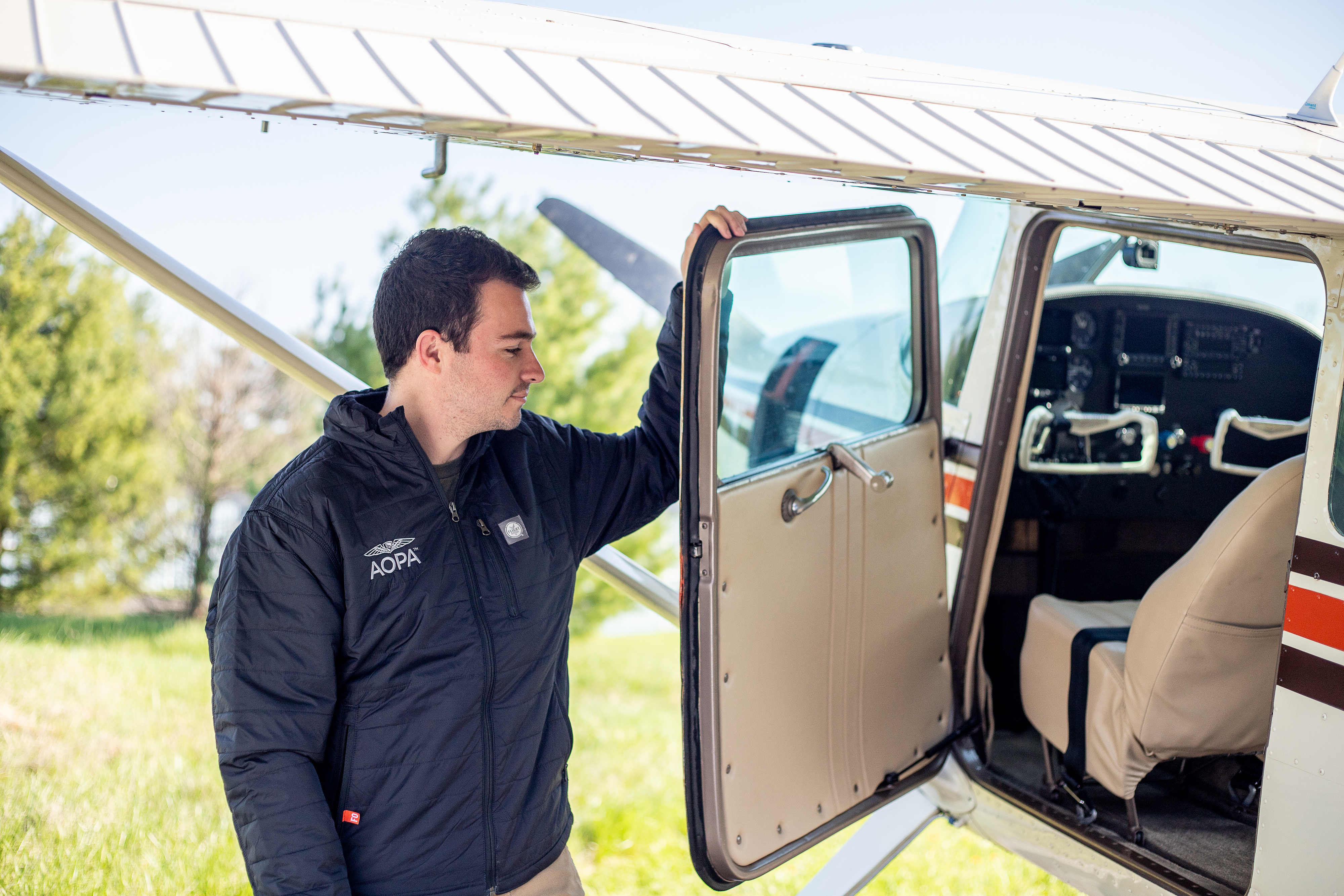 AOPA and Flight Outfitters offer exclusive branded gear - AOPA