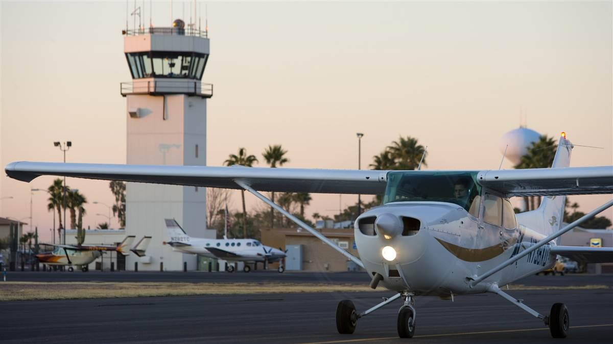 Conservative group calls ATC privatization 'cronyism' - AOPA