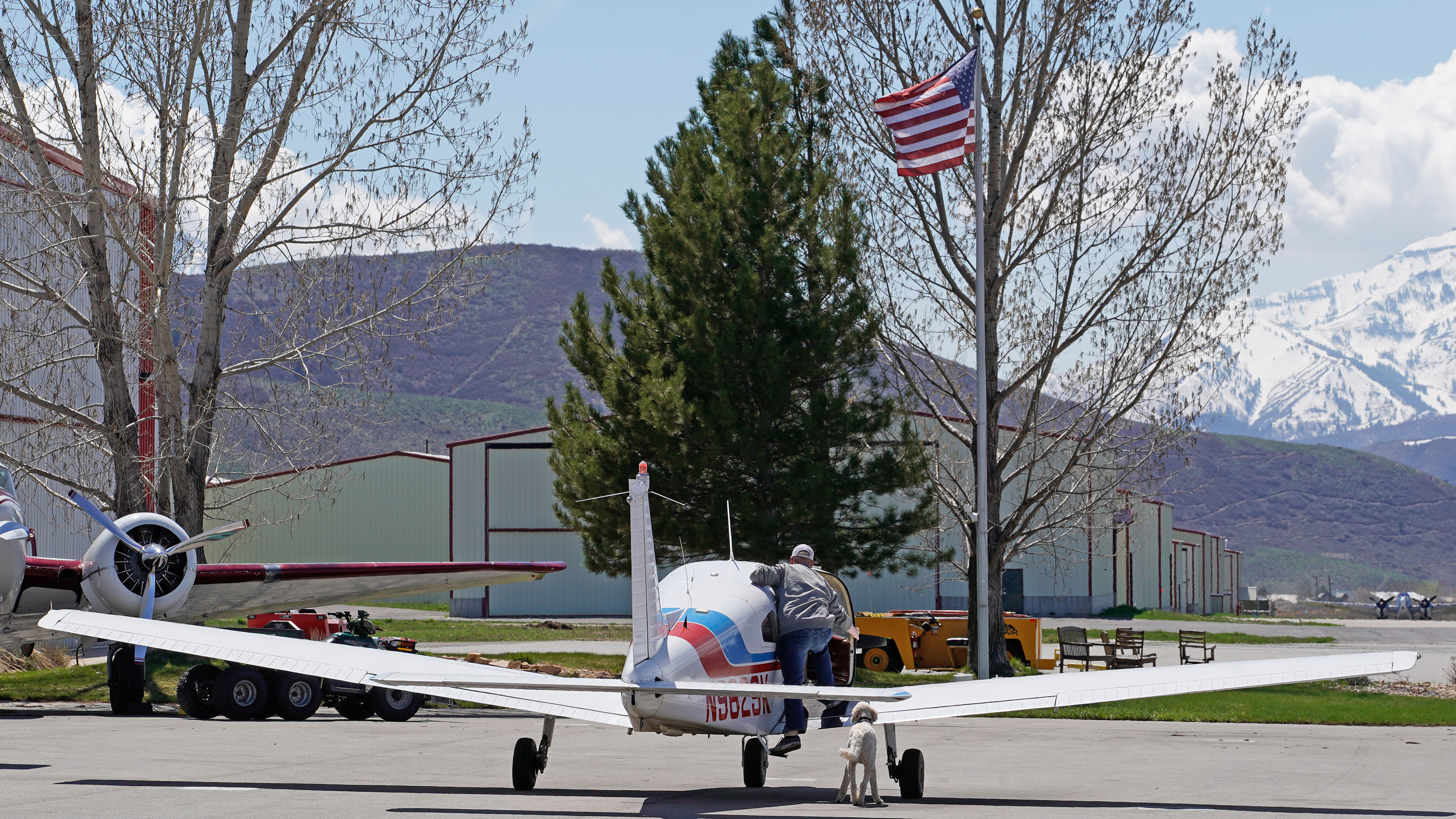 FAA predicts continued GA decline - AOPA