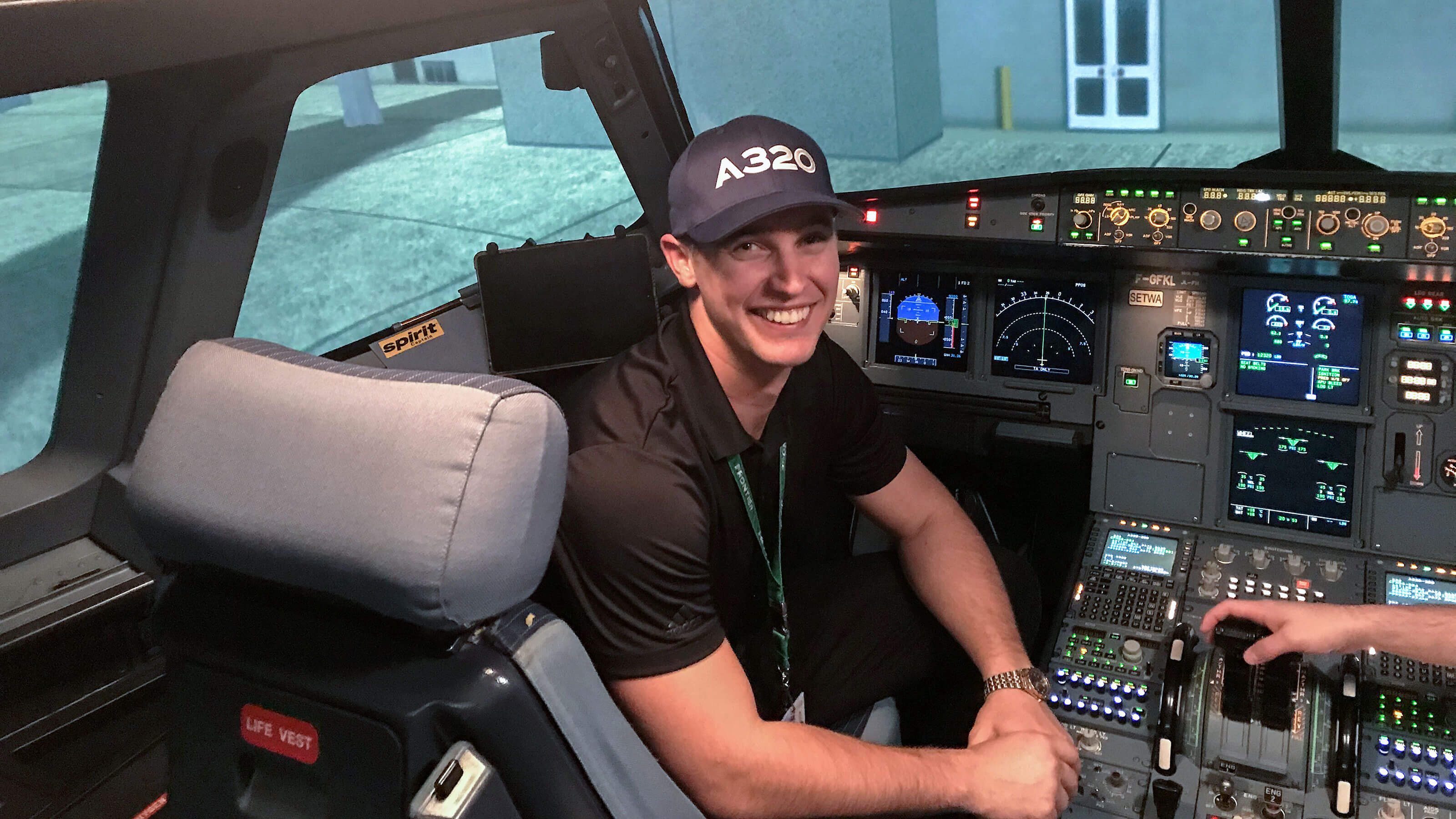 How Aspiring Airline Pilots Are Gaining The Competitive Edge AOPA