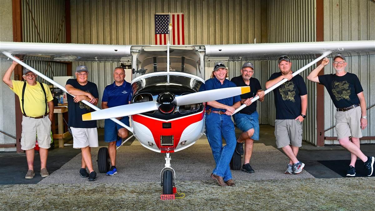 A unique experience - AOPA