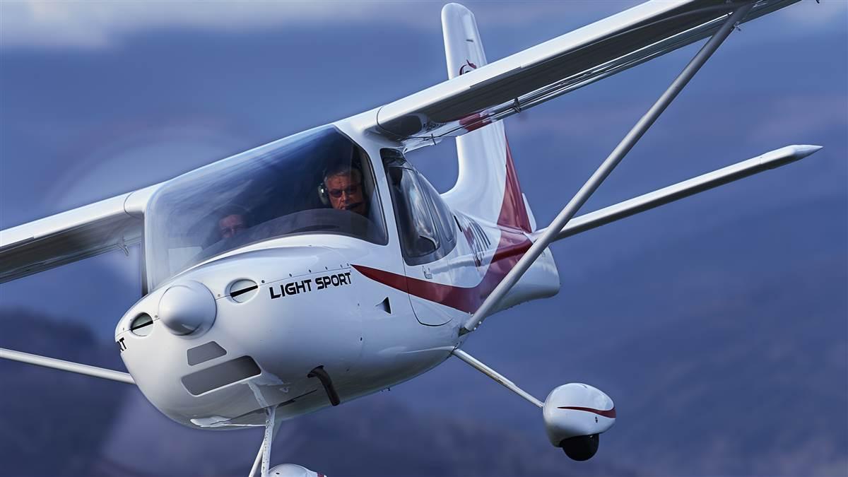 Merlin leaves the nest - AOPA