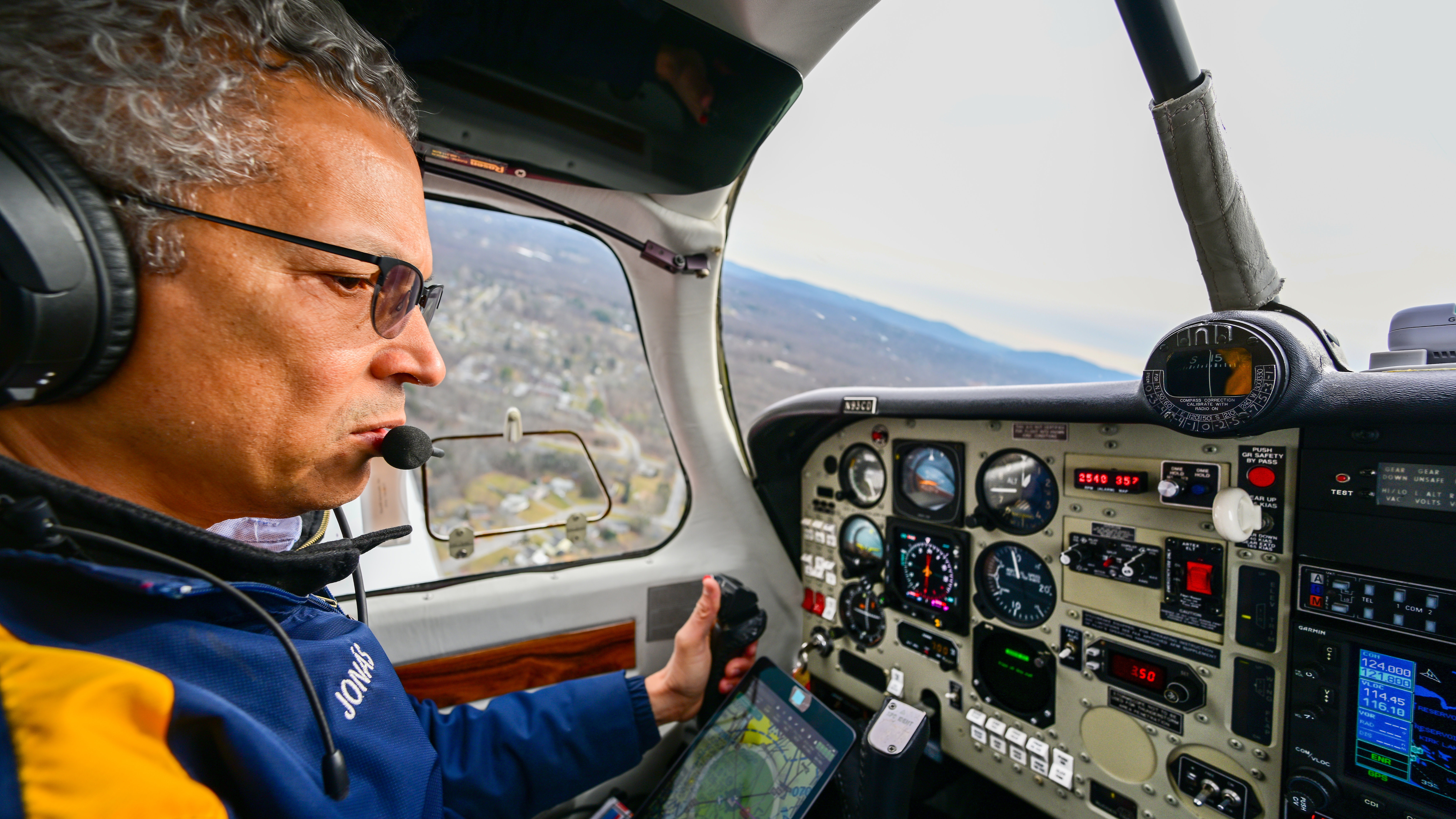 speaking the same language - AOPA