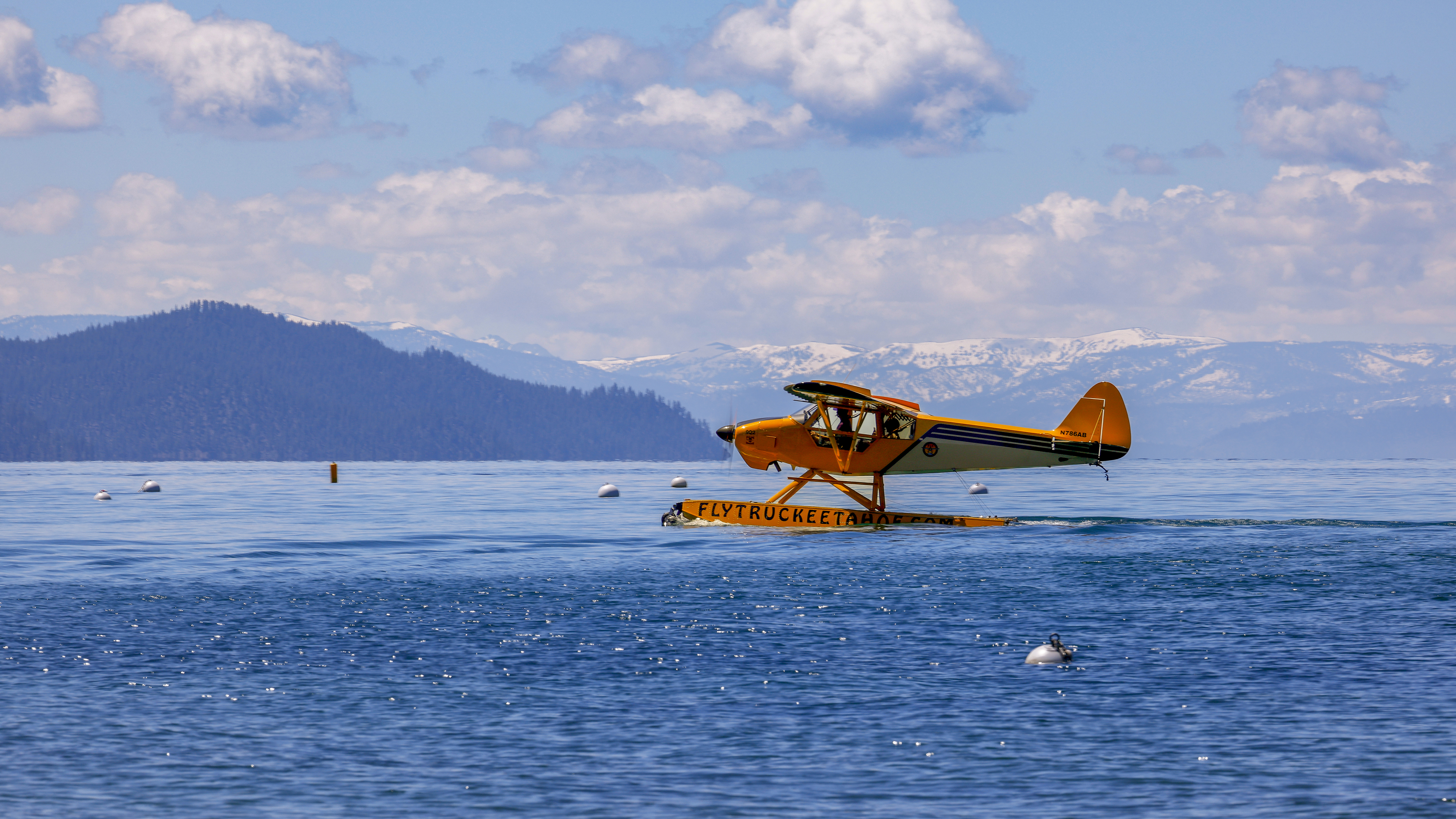 Float on - AOPA