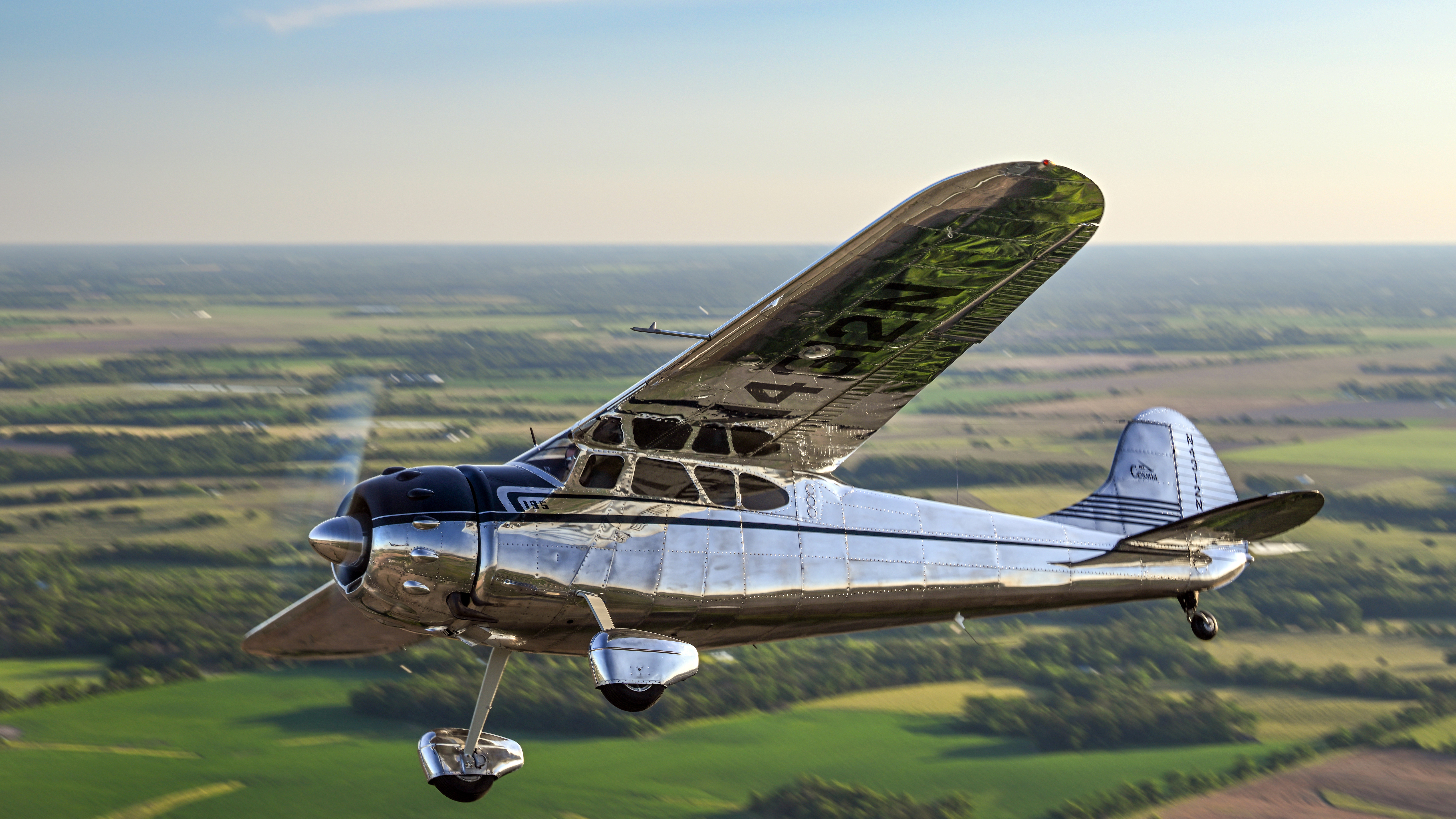 Brilliant Businessliner - AOPA