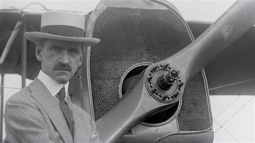 Glenn Curtiss - AOPA