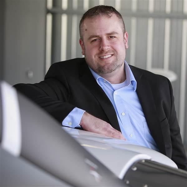 Over the Airwaves: December 2016 - AOPA