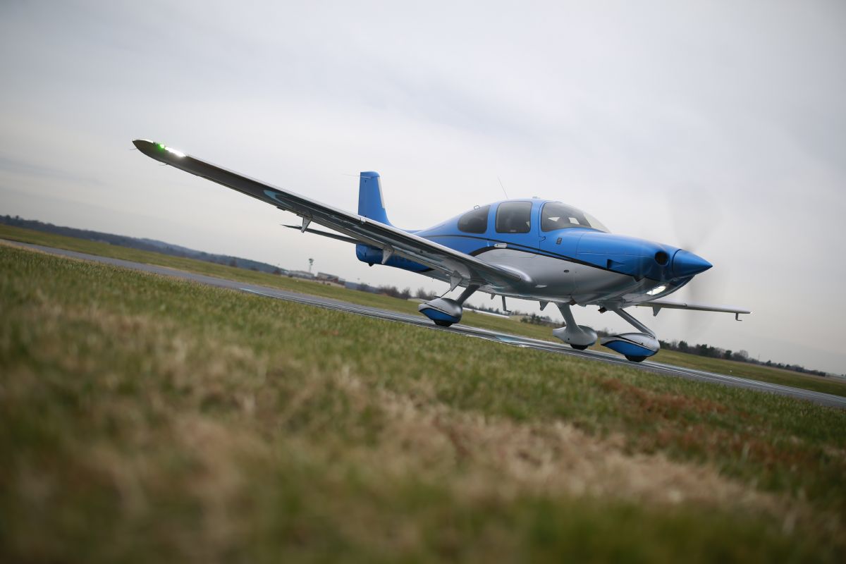 On-demand aircraft valuation reports offered - AOPA