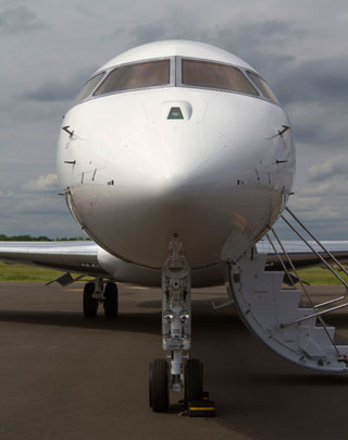 First look at the Global 6000 - AOPA