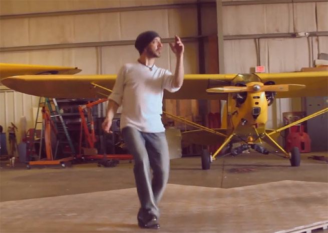 Pilot combines passions for aviation, dance in music video - AOPA