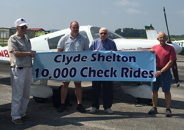 Pilot examiner gives his 10,000th checkride - AOPA