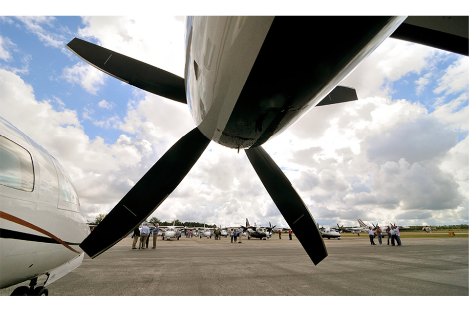 MU-2 Renaissance - AOPA