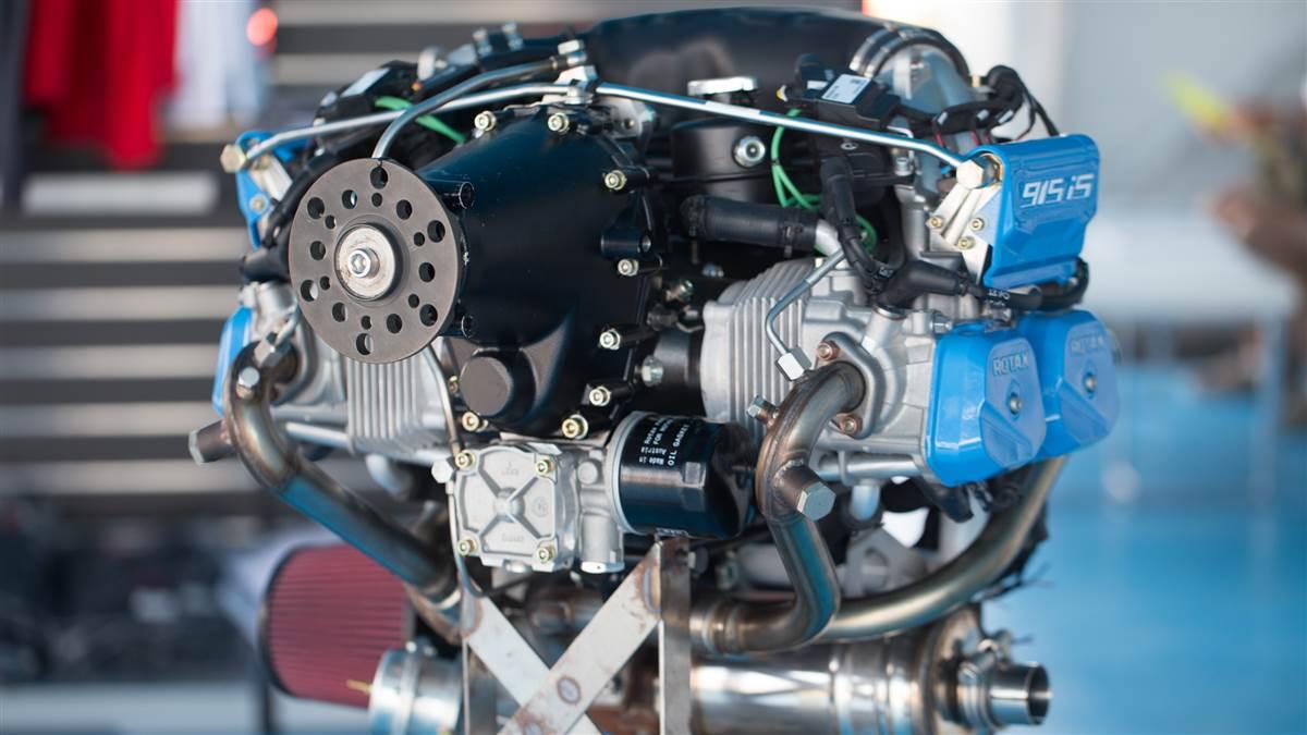 Rotax to begin 915 iS deliveries in 2017 - AOPA
