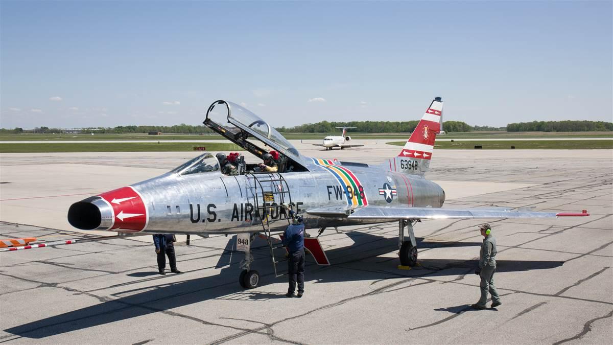 Fighters love their Hun - AOPA