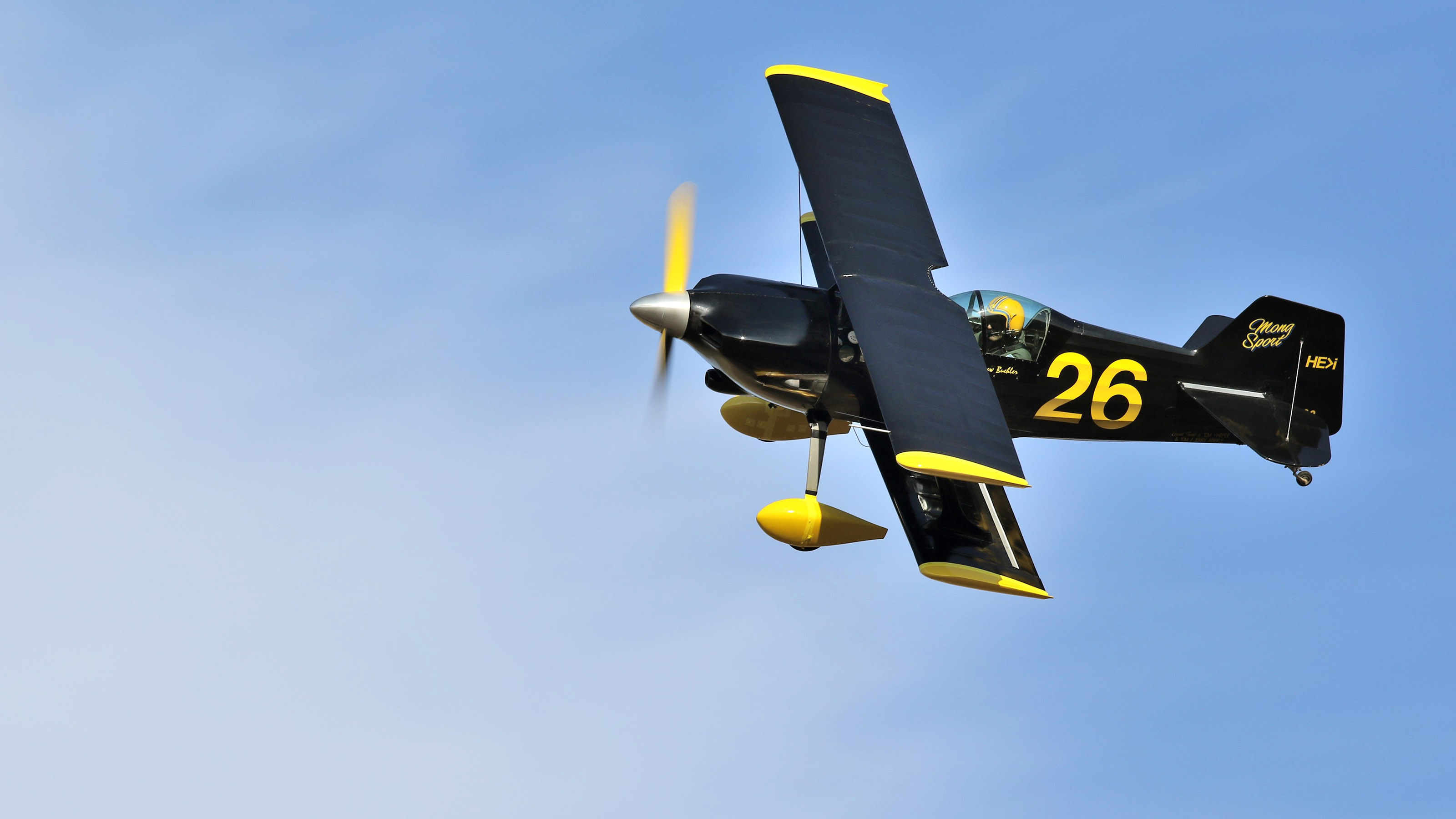 'Strega' dethrones 'Voodoo' at Reno air races - AOPA