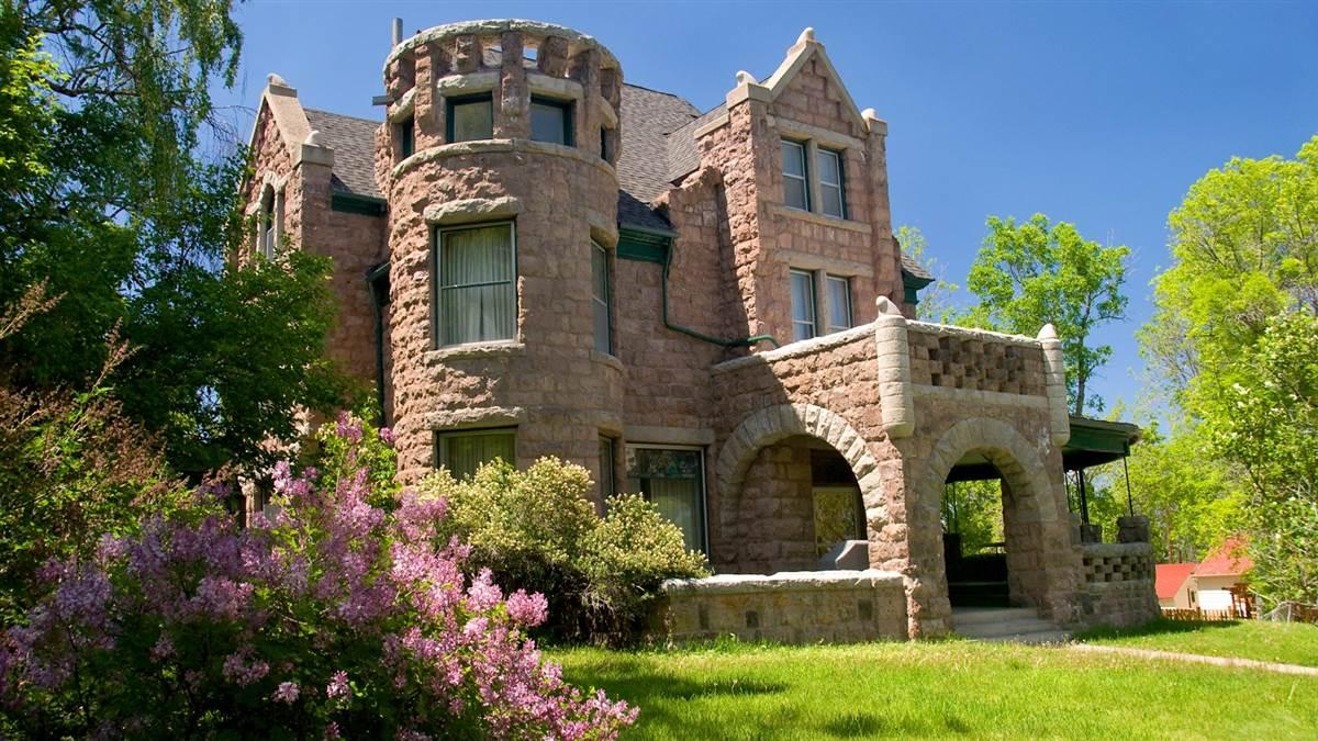 'Queen City of the Rockies' - AOPA