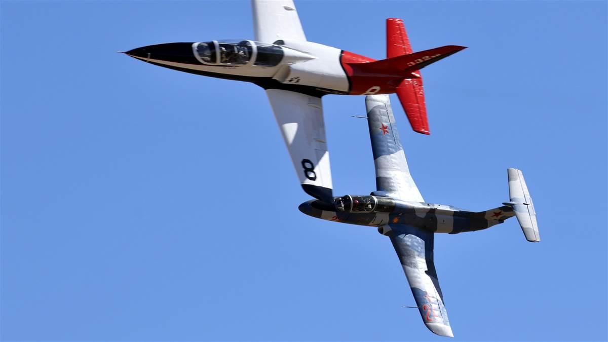 Jets clip wings at Reno - AOPA