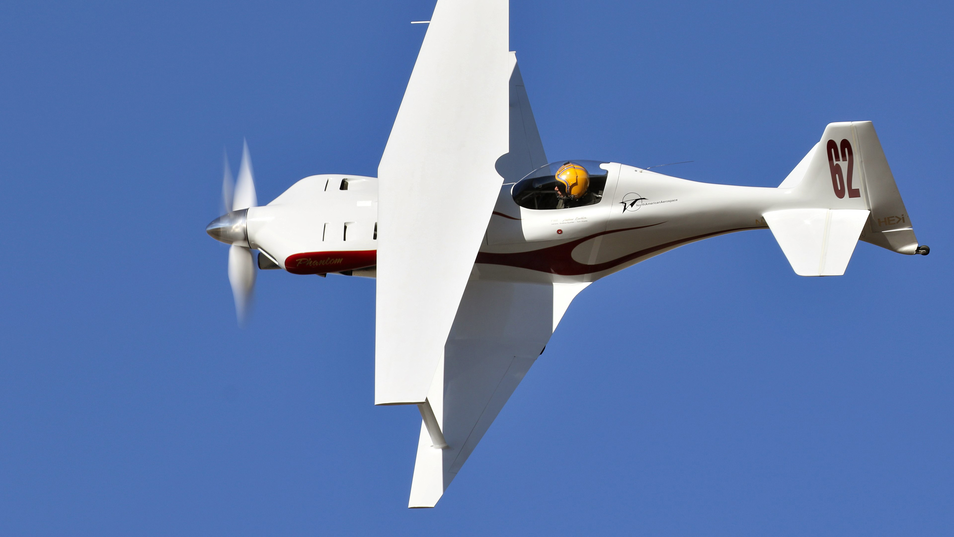 Jets clip wings at Reno - AOPA