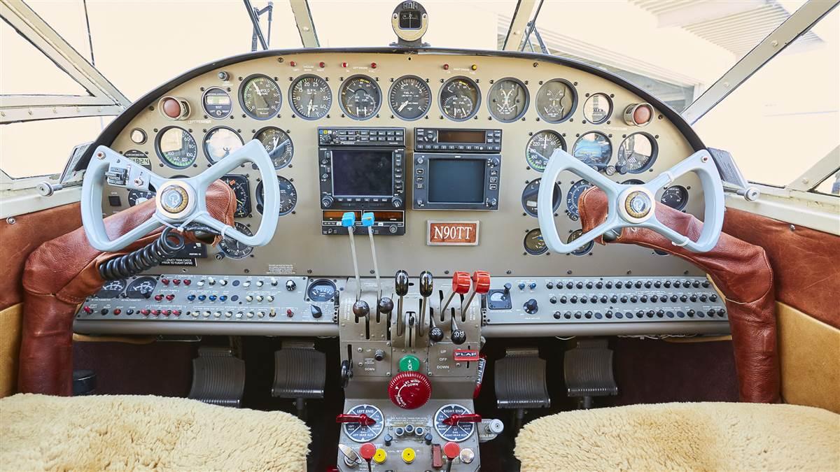 Model 18 Twin Beech: Father's Day - AOPA