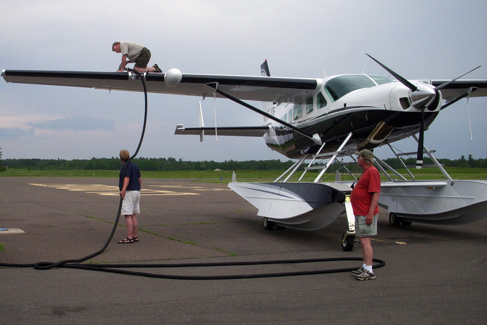 Winnebago on the water - AOPA